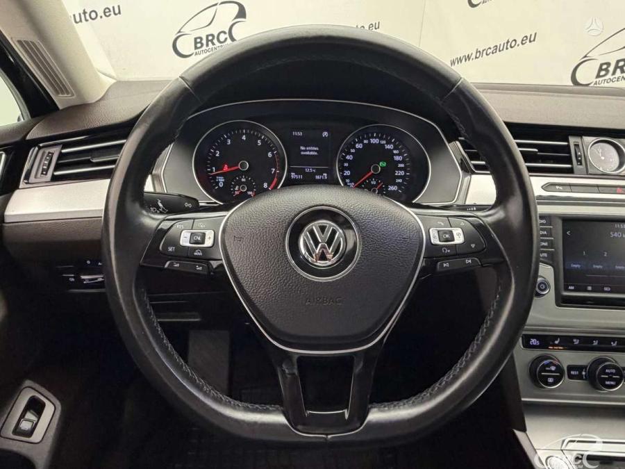Brūns Volkswagen Passat 2015 Viļņa, ar dzinēja tilpumu 1.40 L un nobraukumu 98 tūkst. km par 11500 €, foto 32 vietnē AUTOMOTO.COM.LV