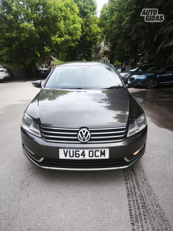 Brown Volkswagen Passat 2015 in Kaunas, with an engine capacity of 1.60 L and mileage of 130 thousand km for 1600 €, photo 2 on AUTOMOTO.COM.LV