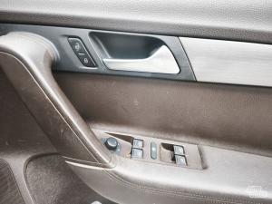 Brūns Volkswagen Passat 2015 Kauņa, ar dzinēja tilpumu 1.60 L un nobraukumu 130 tūkst. km par 1600 €, foto 12 vietnē AUTOMOTO.COM.LV