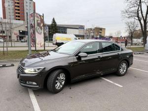 Brūns Volkswagen Passat 2016 Viļņa, ar dzinēja tilpumu 1.97 L un nobraukumu 158 tūkst. km par 13200 €, foto  vietnē AUTOMOTO.COM.LV
