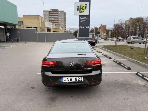 Brūns Volkswagen Passat 2016 Viļņa, ar dzinēja tilpumu 1.97 L un nobraukumu 158 tūkst. km par 13200 €, foto 3 vietnē AUTOMOTO.COM.LV