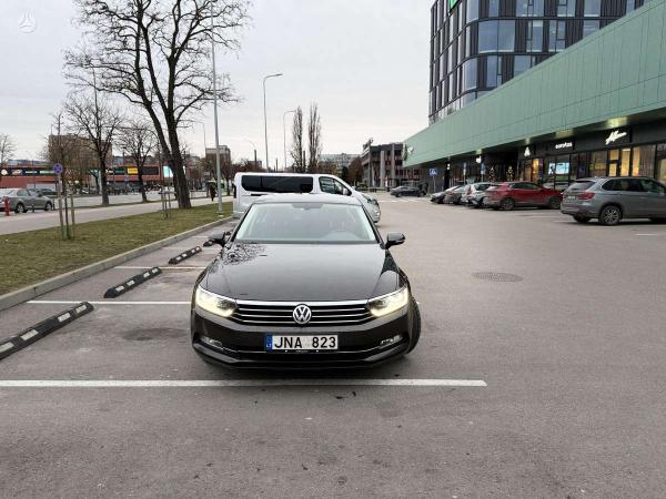 Brūns Volkswagen Passat 2016 Viļņa, ar dzinēja tilpumu 1.97 L un nobraukumu 158 tūkst. km par 13200 €, foto 6 vietnē AUTOMOTO.COM.LV