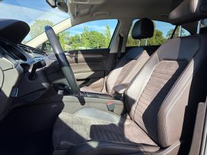 Brown Volkswagen Passat 2016 in Rakvere, with an engine capacity of 1.80 L and mileage of 201 thousand km for 16700 €, photo 9 on AUTOMOTO.COM.LV