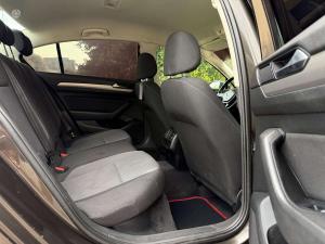 Brown Volkswagen Passat 2016 in Kaunas, with an engine capacity of 1.50 L and mileage of 312 thousand km for 6950 €, photo 10 on AUTOMOTO.COM.LV