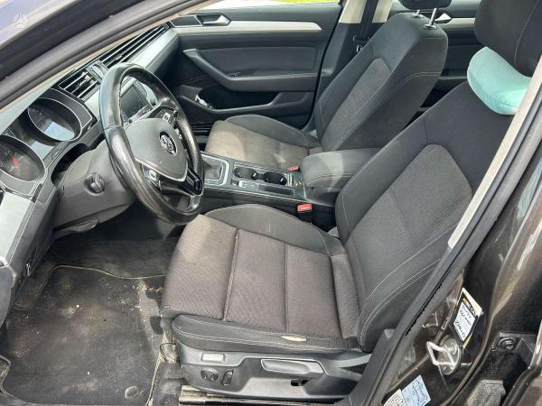 Brūns Volkswagen Passat 2016 Gargždai, ar dzinēja tilpumu 1.60 L un nobraukumu 282 tūkst. km par 6300 €, foto 9 vietnē AUTOMOTO.COM.LV