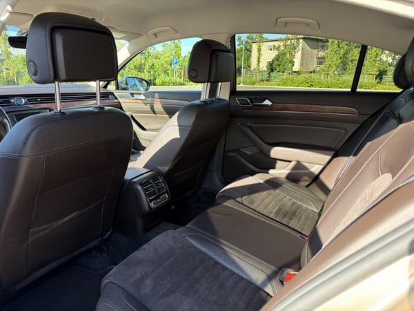 Volkswagen Passat 2016 in Rakvere on AUTOMOTO.COM.LV Brown Volkswagen Passat 2016 in Rakvere, with an engine capacity of 1.80 L and mileage of 207 thousand km for 15000 €, photo 7 on AUTOMOTO.COM.LV