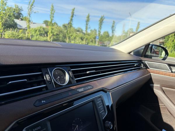 Volkswagen Passat 2016 in Rakvere on AUTOMOTO.COM.LV Brown Volkswagen Passat 2016 in Rakvere, with an engine capacity of 1.80 L and mileage of 207 thousand km for 15000 €, photo 10 on AUTOMOTO.COM.LV