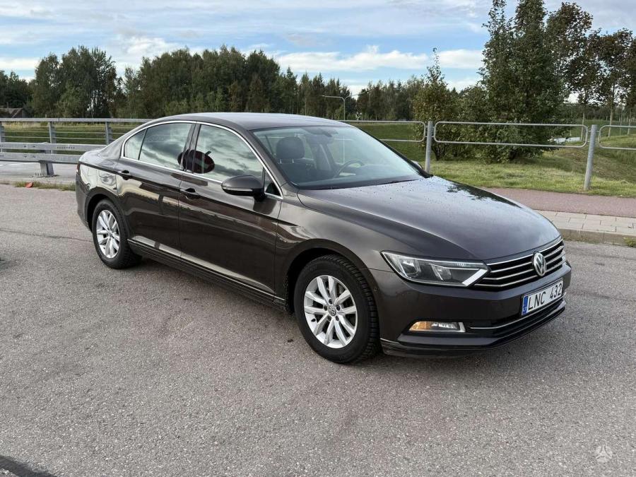 Brūns Volkswagen Passat 2016 Viļņa, ar dzinēja tilpumu 1.60 L un nobraukumu 284 tūkst. km par 7200 €, foto 5 vietnē AUTOMOTO.COM.LV