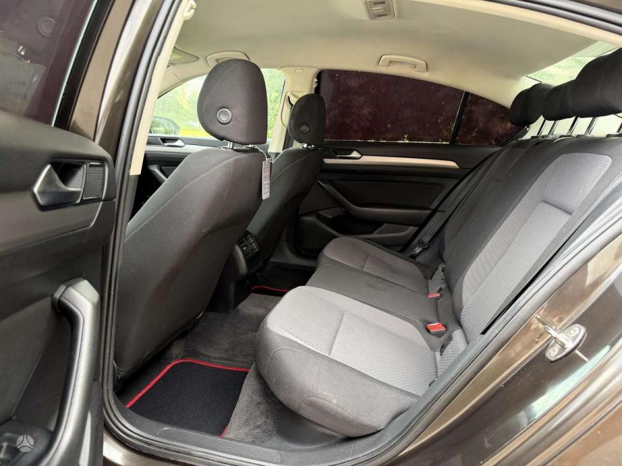 Brūns Volkswagen Passat 2016 Kauņa, ar dzinēja tilpumu 1.40 L un nobraukumu 312 tūkst. km par 6900 €, foto 9 vietnē AUTOMOTO.COM.LV