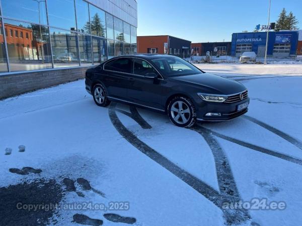 Brown Volkswagen Passat 2017 in Paide, with an engine capacity of 1.80 L and mileage of 106 thousand km for 16000 €, photo 2 on AUTOMOTO.COM.LV