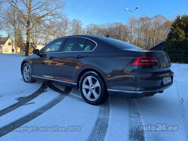 Brown Volkswagen Passat 2017 in Paide, with an engine capacity of 1.80 L and mileage of 106 thousand km for 16000 €, photo 4 on AUTOMOTO.COM.LV