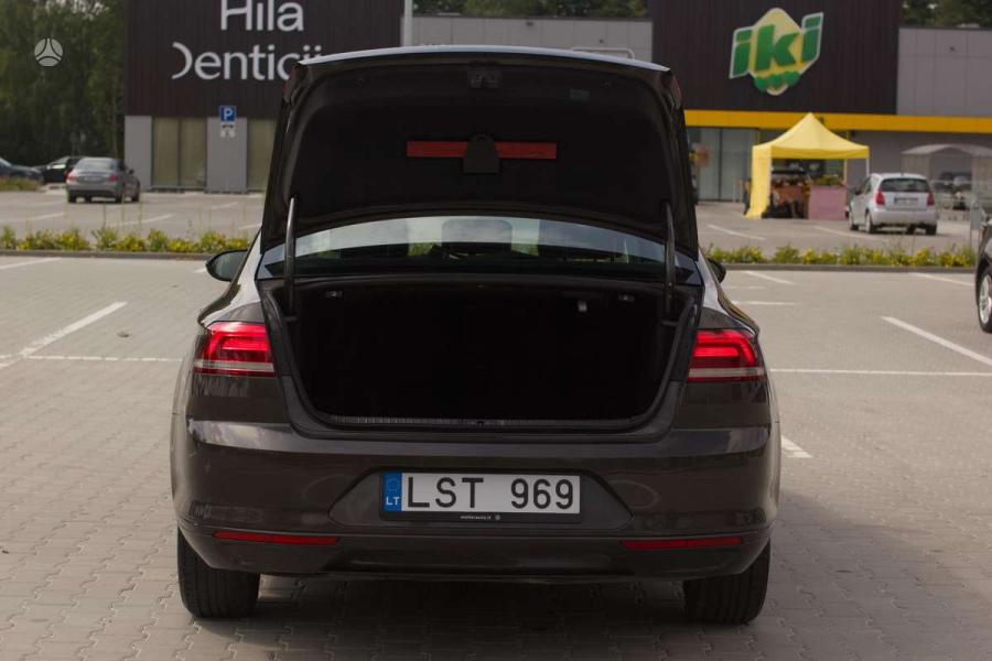 Brūns Volkswagen Passat 2017 Viļņa, ar dzinēja tilpumu 2.00 L un nobraukumu 161 tūkst. km par 12500 €, foto 11 vietnē AUTOMOTO.COM.LV