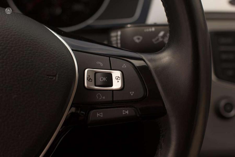 Brūns Volkswagen Passat 2017 Viļņa, ar dzinēja tilpumu 2.00 L un nobraukumu 161 tūkst. km par 12500 €, foto 22 vietnē AUTOMOTO.COM.LV