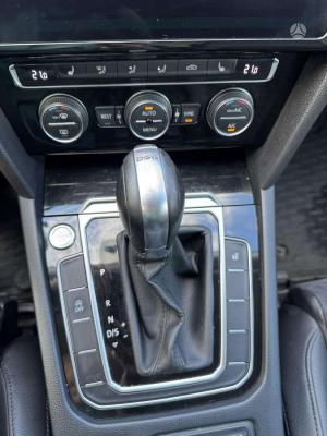Brūns Volkswagen Passat 2017 Kauņa, ar dzinēja tilpumu 1.40 L un nobraukumu 168 tūkst. km par 6900 €, foto 27 vietnē AUTOMOTO.COM.LV