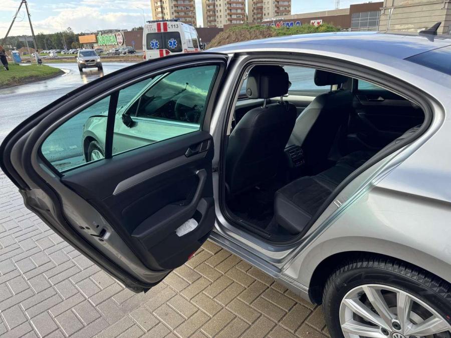 Brūns Volkswagen Passat 2017 Kauņa, ar dzinēja tilpumu 1.40 L un nobraukumu 168 tūkst. km par 6900 €, foto 38 vietnē AUTOMOTO.COM.LV