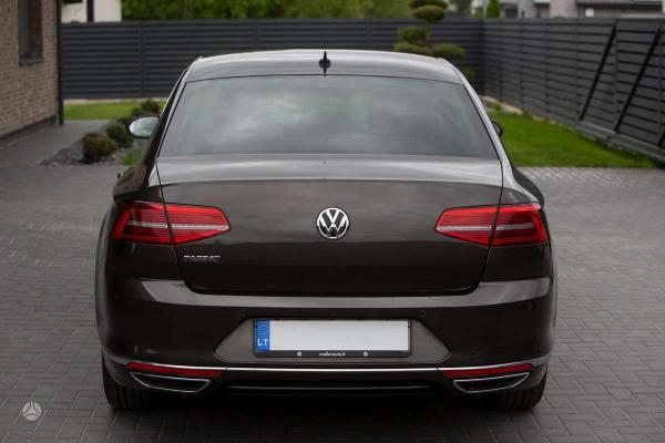 Brūns Volkswagen Passat 2018 Viļņa, ar dzinēja tilpumu 1.97 L un nobraukumu 173 tūkst. km par 15500 €, foto 6 vietnē AUTOMOTO.COM.LV