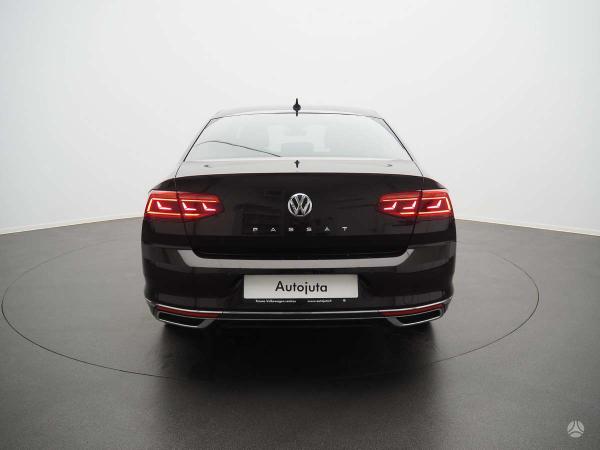 Brūns Volkswagen Passat 2019 Viļņa, ar dzinēja tilpumu 1.98 L un nobraukumu 112 tūkst. km par 19750 €, foto 5 vietnē AUTOMOTO.COM.LV