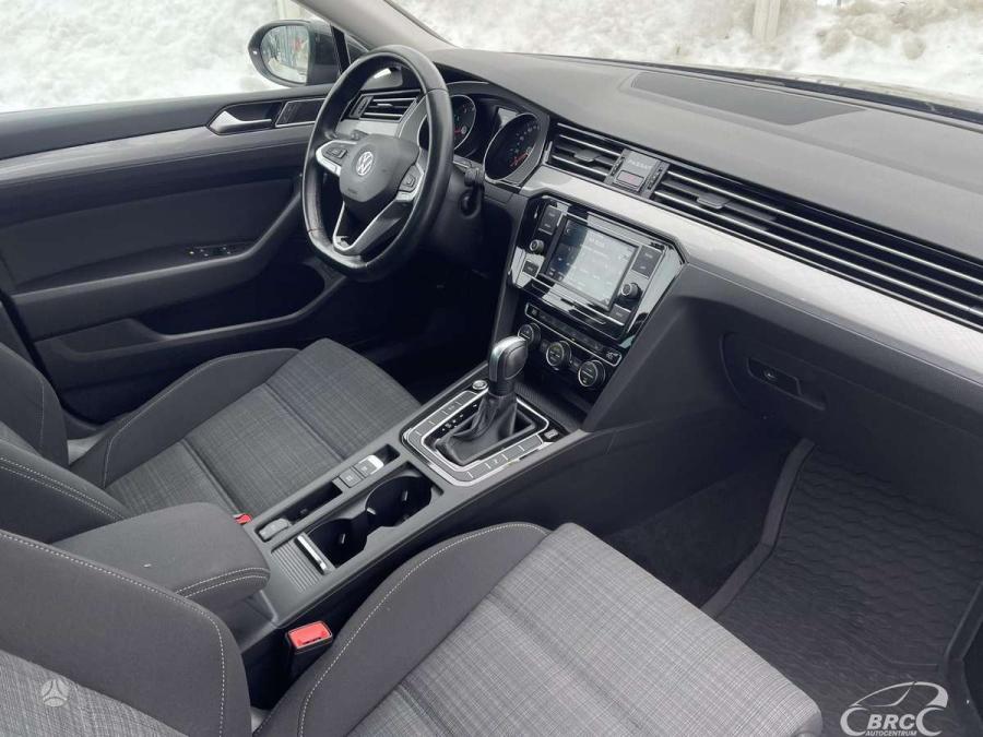Brūns Volkswagen Passat 2019 Klaipėda, ar dzinēja tilpumu 1.50 L un nobraukumu 121 tūkst. km par 14900 €, foto 6 vietnē AUTOMOTO.COM.LV