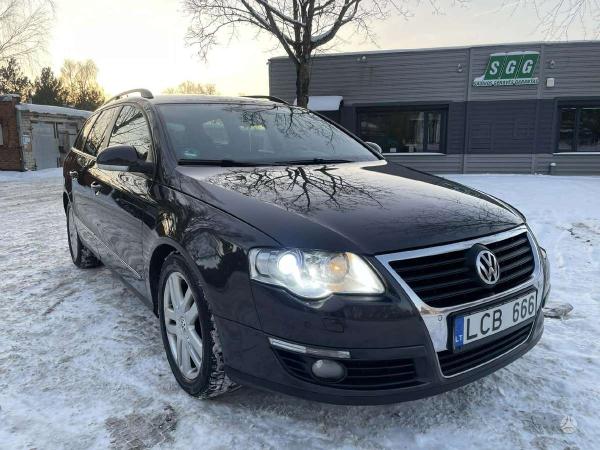 Brown Volkswagen Passat 2006 in Alytus, with an engine capacity of 1.97 L and mileage of 237 thousand km for 3300 €, photo 3 on AUTOMOTO.COM.LV