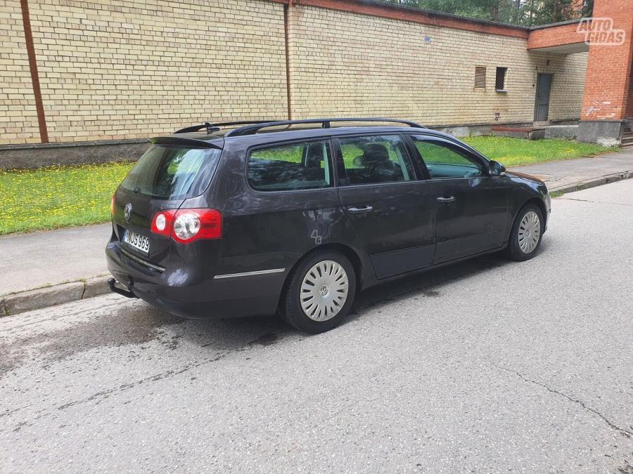 Brown Volkswagen Passat 2006 in Visaginas, with an engine capacity of 2.00 L and mileage of 365 thousand km for 770 €, photo 7 on AUTOMOTO.COM.LV