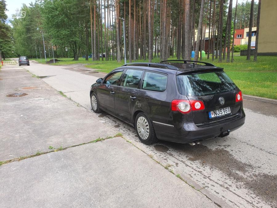 Brown Volkswagen Passat 2006 in Visaginas, with an engine capacity of 2.00 L and mileage of 365 thousand km for 770 €, photo 9 on AUTOMOTO.COM.LV