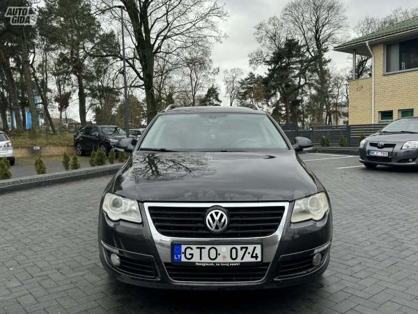 Brūns Volkswagen Passat 2007 Panevēža, ar dzinēja tilpumu 2.00 L un nobraukumu 390 tūkst. km par 1250 €, foto 3 vietnē AUTOMOTO.COM.LV