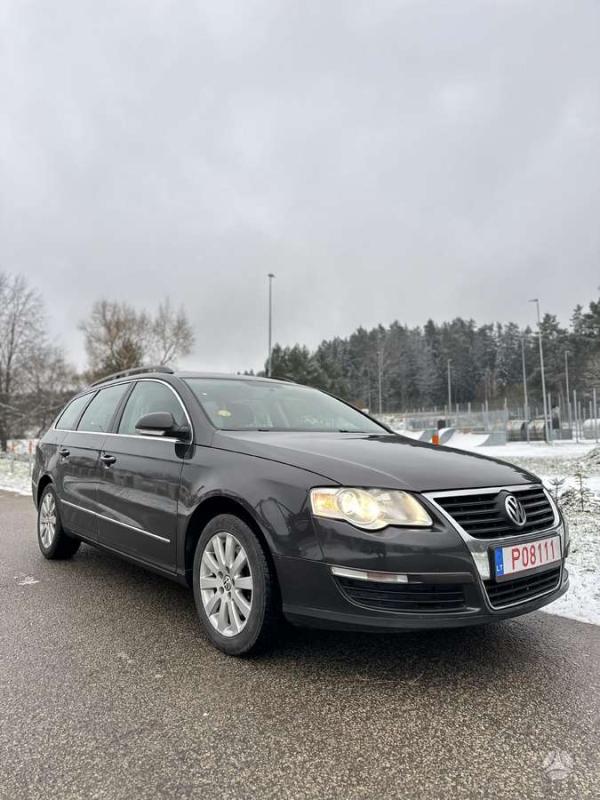 Brūns Volkswagen Passat 2007 Viļņa, ar dzinēja tilpumu 1.90 L un nobraukumu 470 tūkst. km par 3299 €, foto 1 vietnē AUTOMOTO.COM.LV