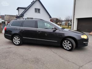 Brown Volkswagen Passat 2007 in Kretinga, with an engine capacity of 2.00 L and mileage of 370 thousand km for 2380 €, photo 7 on AUTOMOTO.COM.LV