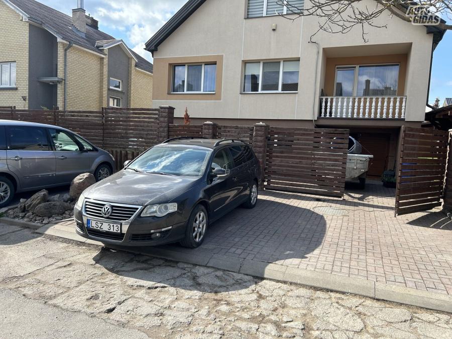 Brūns Volkswagen Passat 2007 Šauļi, ar dzinēja tilpumu 2.00 L un nobraukumu 396 tūkst. km par 1450 €, foto 10 vietnē AUTOMOTO.COM.LV