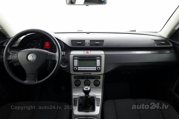 Brūns Volkswagen Passat 2007 Tallina, ar dzinēja tilpumu 1.90 L un nobraukumu 289 tūkst. km par 1199 €, foto 5 vietnē AUTOMOTO.COM.LV