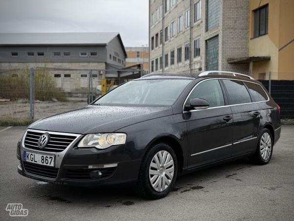 Brown Volkswagen Passat 2007 in Siauliai, with an engine capacity of 2.00 L and mileage of 364 thousand km for 1499 €, photo 1 on AUTOMOTO.COM.LV
