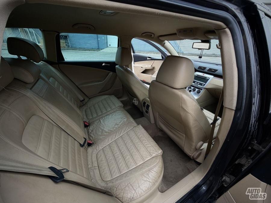 Brown Volkswagen Passat 2007 in Siauliai, with an engine capacity of 2.00 L and mileage of 364 thousand km for 1499 €, photo 10 on AUTOMOTO.COM.LV