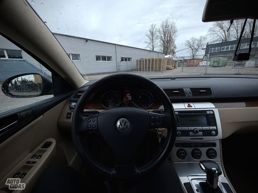 Brown Volkswagen Passat 2007 in Siauliai, with an engine capacity of 2.00 L and mileage of 364 thousand km for 1499 €, photo 25 on AUTOMOTO.COM.LV
