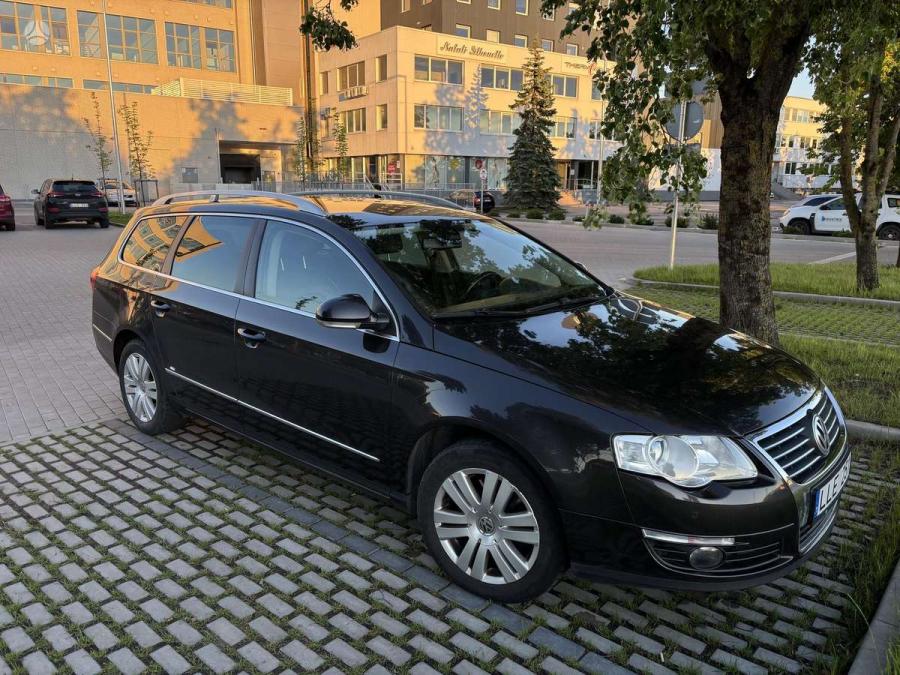 Brūns Volkswagen Passat 2007 Kauņa, ar dzinēja tilpumu 1.97 L un nobraukumu 365 tūkst. km par 1800 €, foto 1 vietnē AUTOMOTO.COM.LV