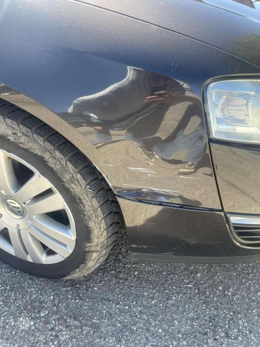 Brūns Volkswagen Passat 2007 Kauņa, ar dzinēja tilpumu 1.97 L un nobraukumu 365 tūkst. km par 1800 €, foto 39 vietnē AUTOMOTO.COM.LV