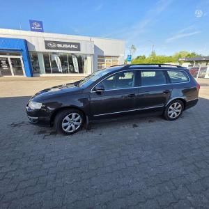 Brown Volkswagen Passat 2007 in Klaipeda, with an engine capacity of 2.00 L and mileage of 292 thousand km for 800 €, photo 3 on AUTOMOTO.COM.LV