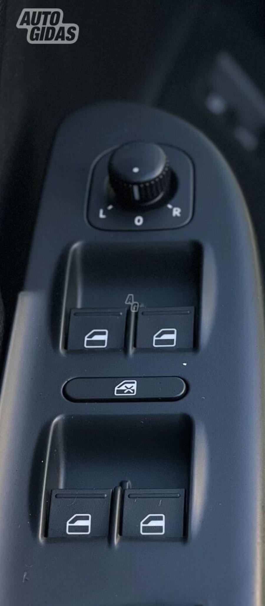 Brūns Volkswagen Passat 2007 Kauņa, ar dzinēja tilpumu 2.00 L un nobraukumu 0 tūkst. km par 2500 €, foto 13 vietnē AUTOMOTO.COM.LV