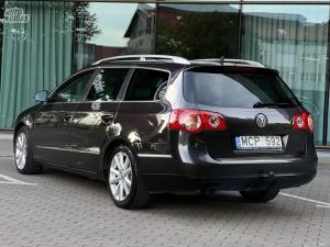 Brown Volkswagen Passat 2007 in Kaunas, with an engine capacity of 2.00 L and mileage of 297 thousand km for 2350 €, photo 6 on AUTOMOTO.COM.LV