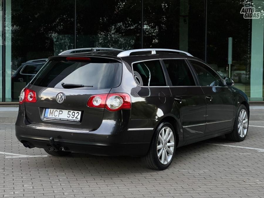 Brown Volkswagen Passat 2007 in Kaunas, with an engine capacity of 2.00 L and mileage of 297 thousand km for 2350 €, photo 7 on AUTOMOTO.COM.LV