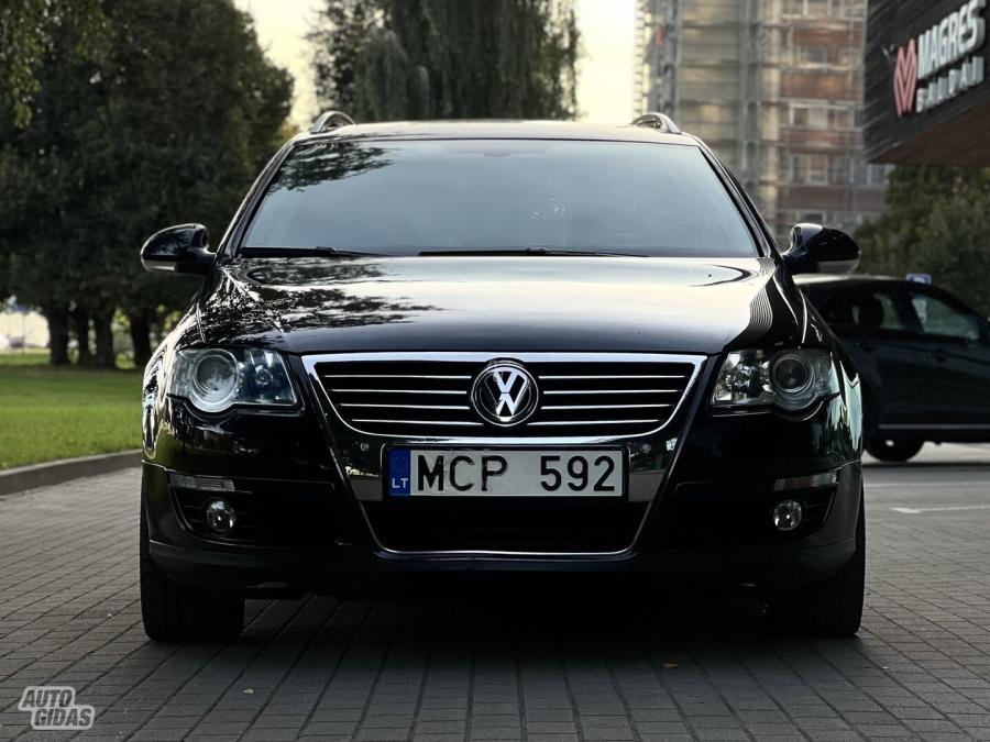Brown Volkswagen Passat 2007 in Kaunas, with an engine capacity of 2.00 L and mileage of 297 thousand km for 2350 €, photo 19 on AUTOMOTO.COM.LV