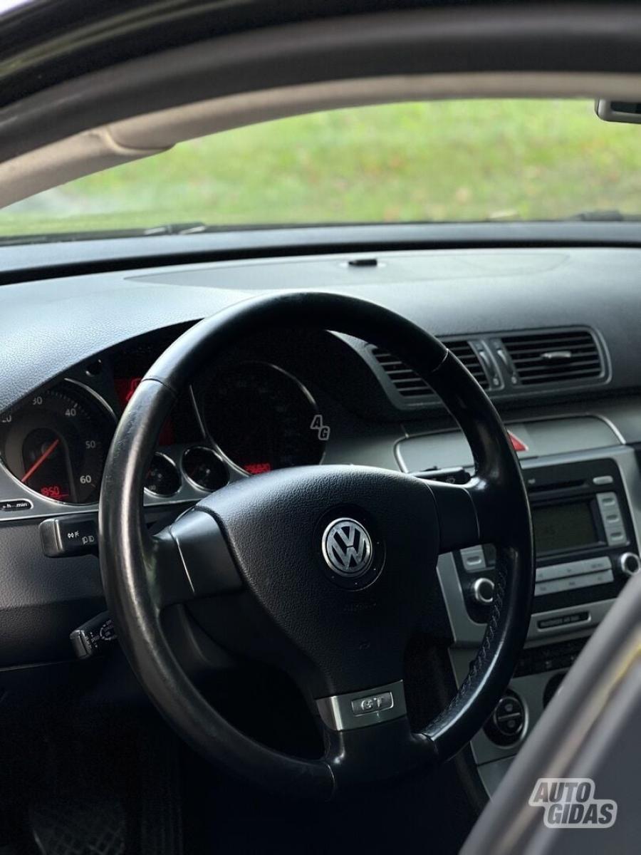 Brown Volkswagen Passat 2007 in Kaunas, with an engine capacity of 2.00 L and mileage of 297 thousand km for 2350 €, photo 20 on AUTOMOTO.COM.LV