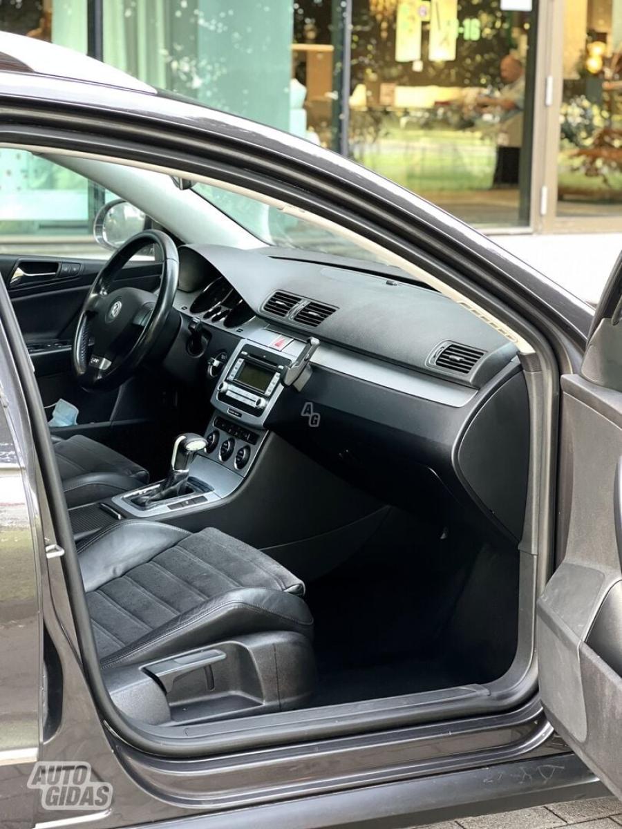 Brown Volkswagen Passat 2007 in Kaunas, with an engine capacity of 2.00 L and mileage of 297 thousand km for 2350 €, photo 27 on AUTOMOTO.COM.LV