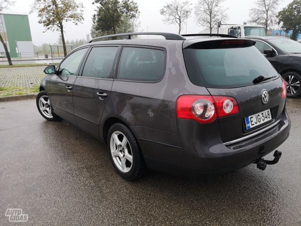 Volkswagen Passat 2007 Šauļi vietnē Brūns Volkswagen Passat 2007 Šauļi, ar dzinēja tilpumu 1.90 L un nobraukumu 391 tūkst. km par 2000 €, foto 4 vietnē AUTOMOTO.COM.LV