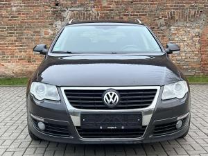 Brown Volkswagen Passat 2009 in Kedainiai, with an engine capacity of 1.97 L and mileage of 291 thousand km for 3399 €, photo 7 on AUTOMOTO.COM.LV