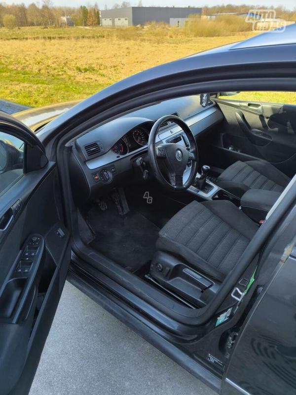 Brūns Volkswagen Passat 2009 Klaipėda, ar dzinēja tilpumu 2.00 L un nobraukumu 336 tūkst. km par 1800 €, foto 5 vietnē AUTOMOTO.COM.LV