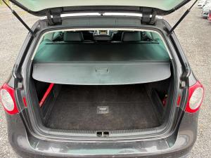 Brown Volkswagen Passat 2009 in Taurage, with an engine capacity of 1.60 L and mileage of 314 thousand km for 3250 €, photo 12 on AUTOMOTO.COM.LV