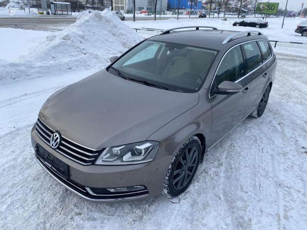 Brown Volkswagen Passat 2011 in Siauliai, with an engine capacity of 1.80 L and mileage of 282 thousand km for 3850 €, photo 1 on AUTOMOTO.COM.LV