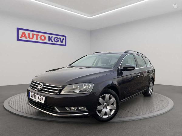 Brown Volkswagen Passat 2011 in Vilnius, with an engine capacity of 1.60 L and mileage of 309 thousand km for 5299 €, photo 1 on AUTOMOTO.COM.LV