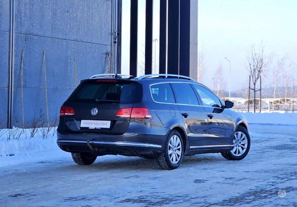 Brūns Volkswagen Passat 2011 Viļņa, ar dzinēja tilpumu 1.60 L un nobraukumu 300 tūkst. km par 4750 €, foto 5 vietnē AUTOMOTO.COM.LV
