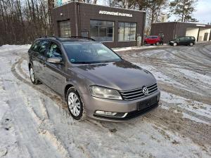 Brown Volkswagen Passat 2011 in Utena, with an engine capacity of 1.60 L and mileage of 360 thousand km for 3500 €, photo 15 on AUTOMOTO.COM.LV